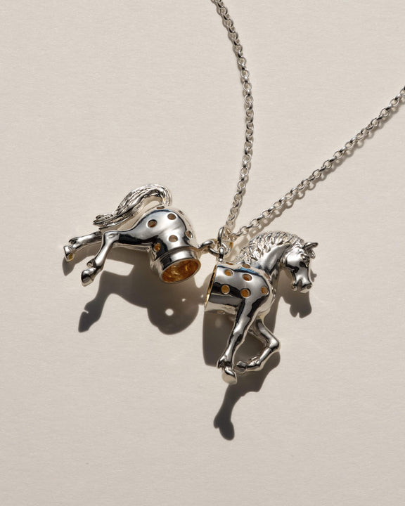 SILVER HORSE PERFUME LOCKET – Ferian
