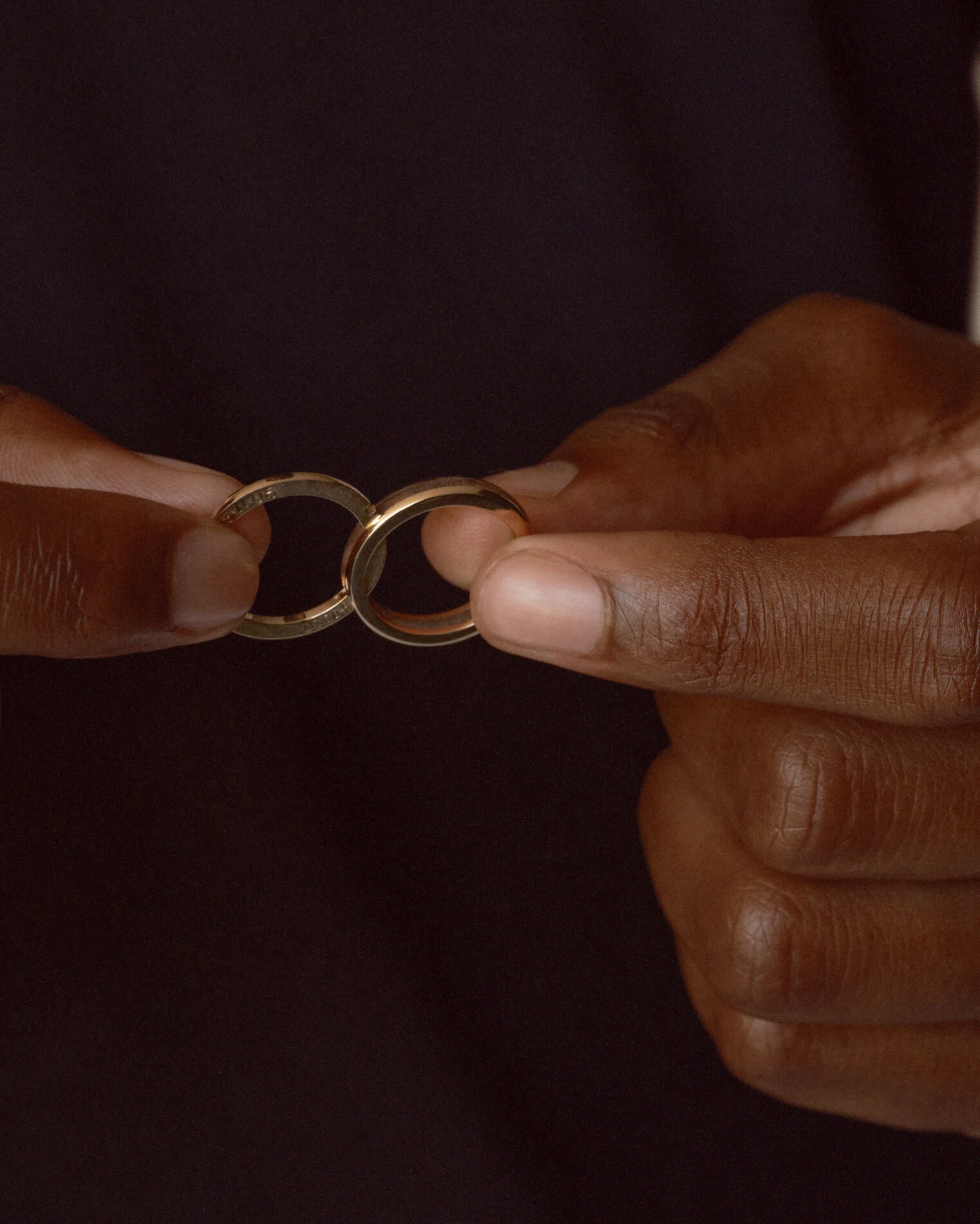 18K GOLD DEVOTION/WEDDING RING - WIDE SLIDING BAND – Ferian