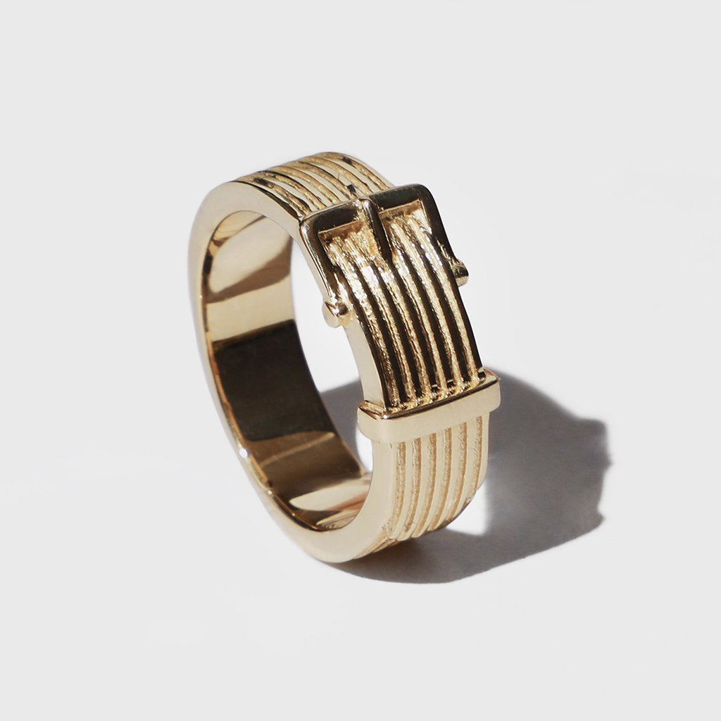 BUCKLE RING GOLD – Ferian